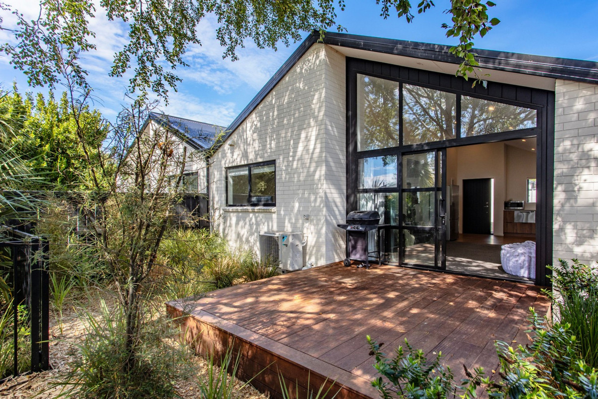 Minutes from Northlands Mall! - Lime Real Estate